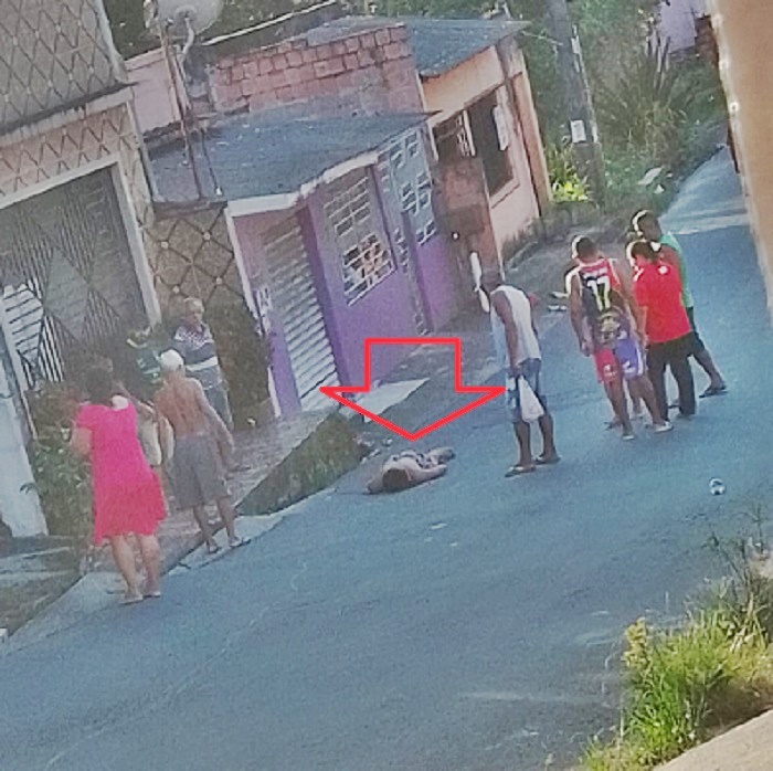 Notícias | IMAGEM FORTE! Homem é assassinado com tiro na cabeça no ...