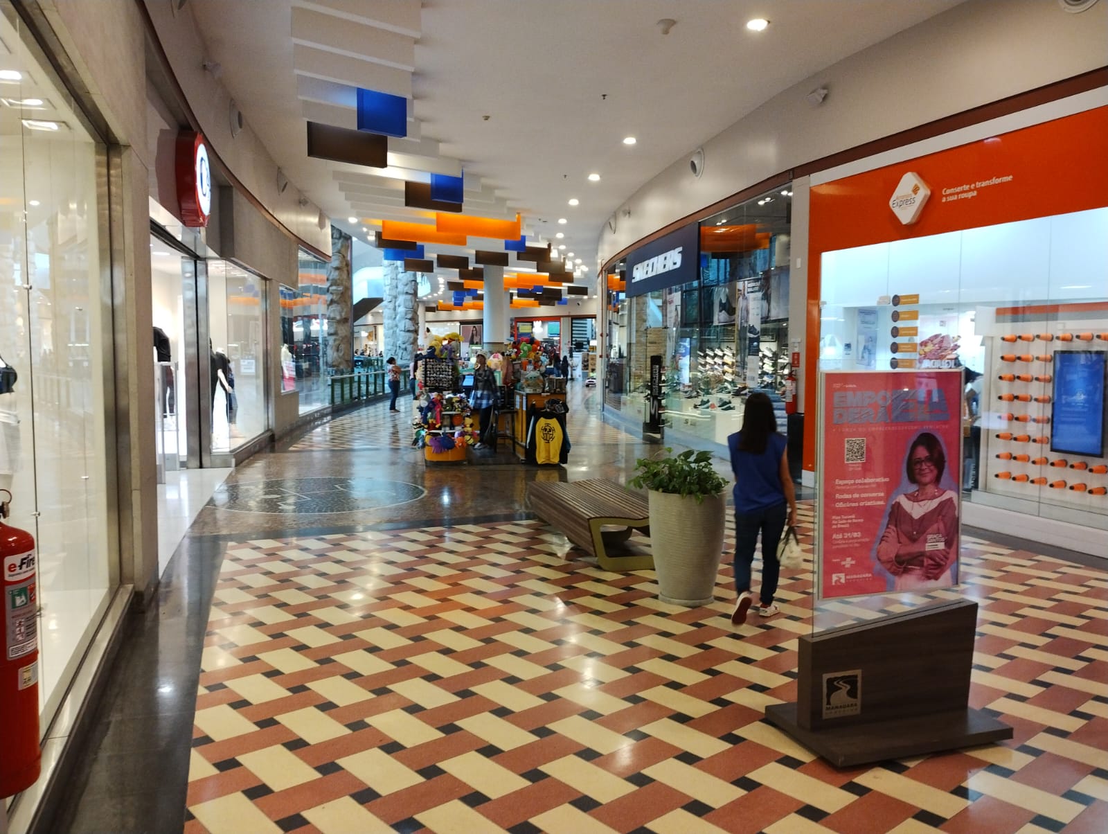 Notícias | No Manauara Shopping, Empodera Ela capacita mulheres ...