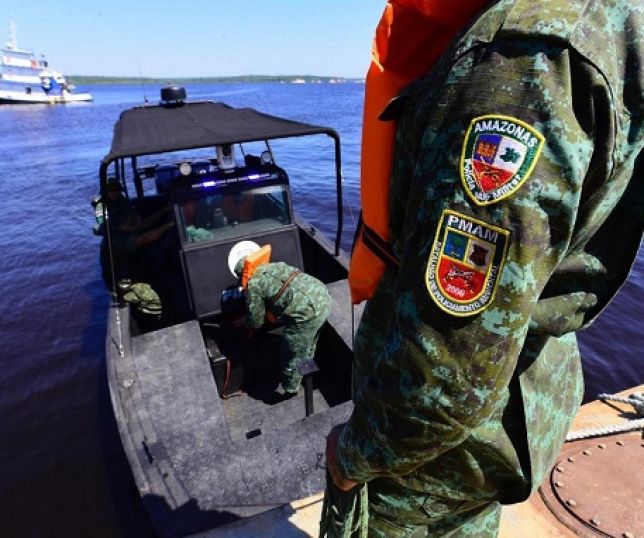 Notícias Mais Uma Embarcação Com Policiais Militares Do Coe é Atacada