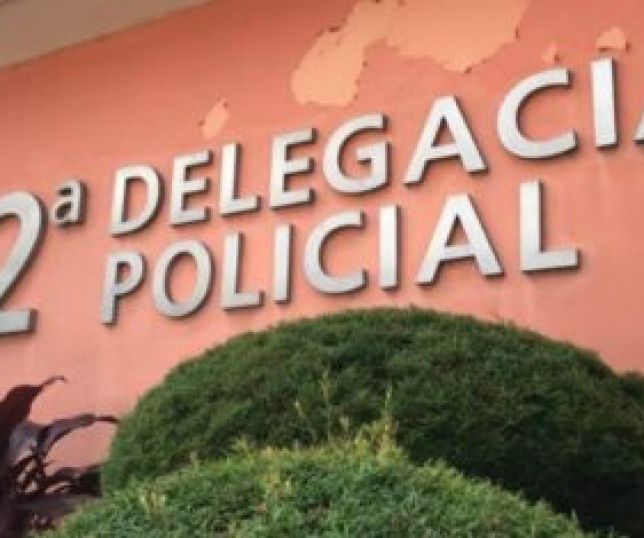 Notícias Crueldade Mãe E Padrasto São Presos Suspeitos De Espancarem