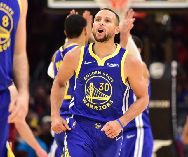 Notícias | 'Um dos maiores da história': Curry é exaltado após (nova ...