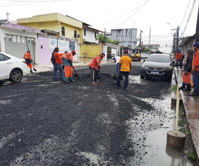 Notícias Prefeitura De Manaus Trabalha Na Recuperação Asfáltica Em
