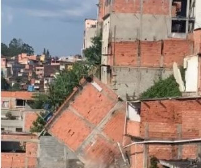 Notícias Seis Casas São Interditadas Após Desabamento Na Zona Sul De