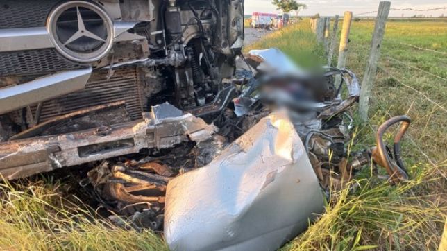 Notícias | Acidente entre carreta e carro de passeio deixa pessoas morta em rodovia. VEJA VÍDEO ...