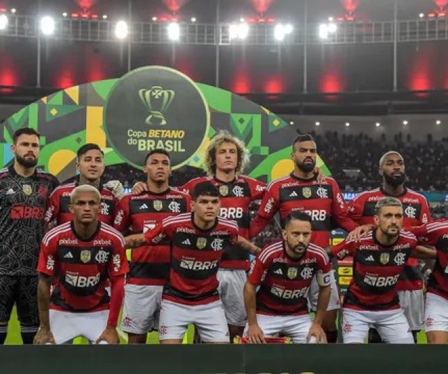 Notícias Flamengo Vence O Athletico Pr De Virada E Larga Em Vantagem